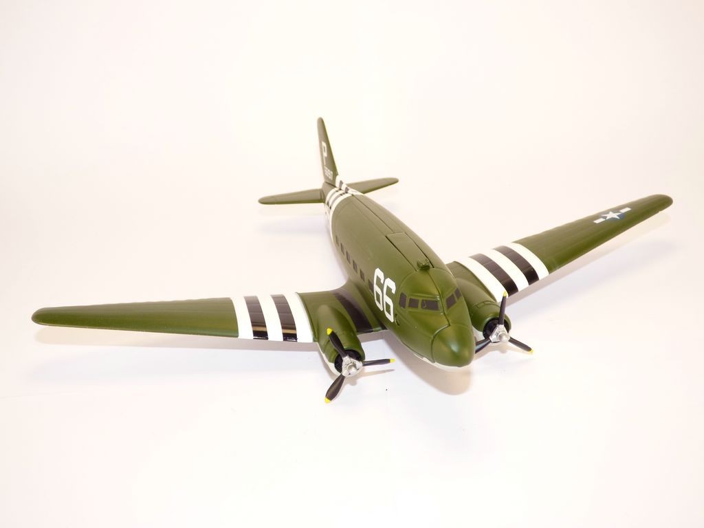 AVION C-47 SKYTRAIN WW2 1/94 US Army 1941 EUR 69,90 - PicClick FR