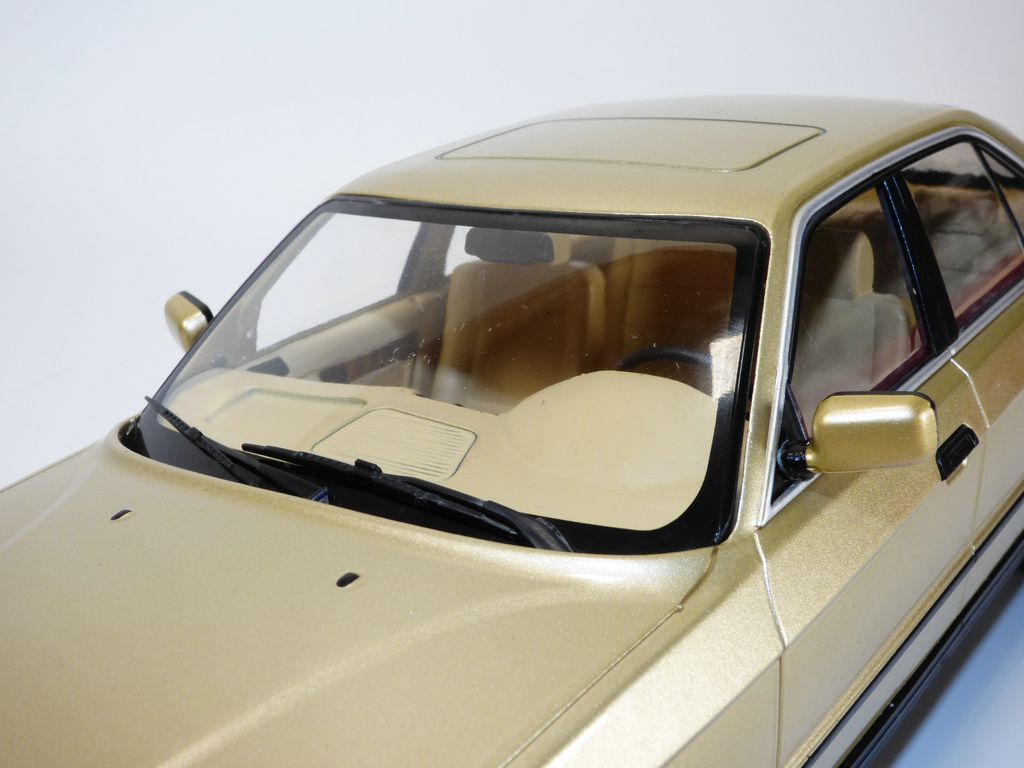 BMW 530I PHASE 2 E34 beige métallisé 1/18 serie 5 EUR 75,90 - PicClick DE